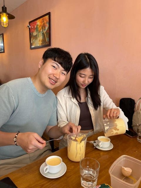 HCM: Egg Coffee Class with local Instructor & Snack - A Deep Dive into the Experience