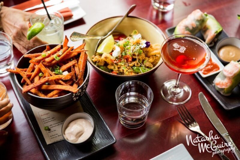 Healdsburg: Boutique Wine and Food Pairing Walking Tour - Healdsburg: Boutique Wine and Food Pairing Walking Tour – A Friendly Dive into Sonoma’s Charm