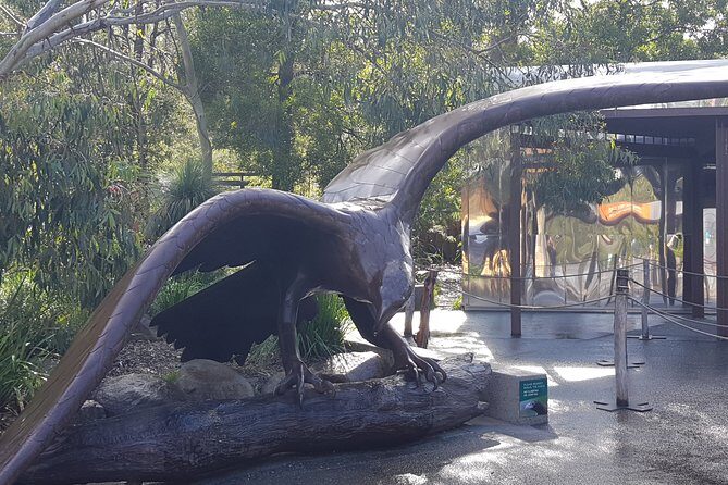 Healesville Sanctuary and Rayners Orchard Tour from Melbourne - Rayners Orchard: Tractor Ride and Farm Experience