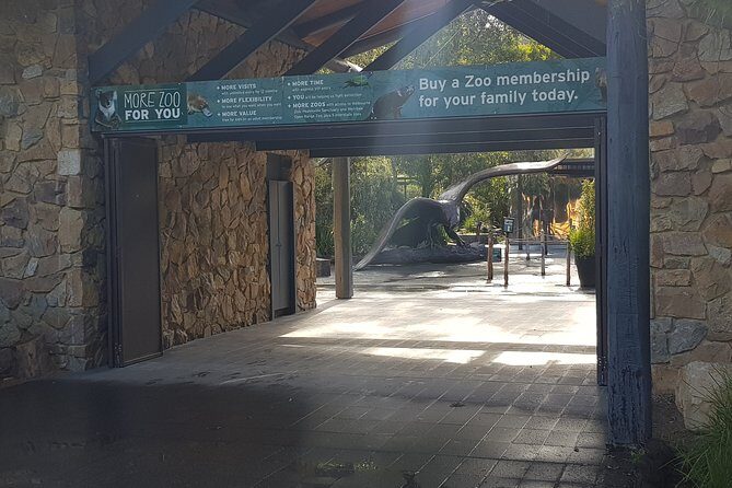 Healesville Sanctuary and Rayners Orchard Tour from Melbourne - Timing and Flexibility: How the Day Flows
