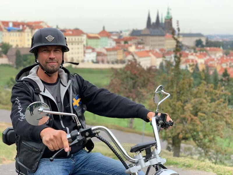 Heart of Prague tour on Tricycle electric scooter - Key Points