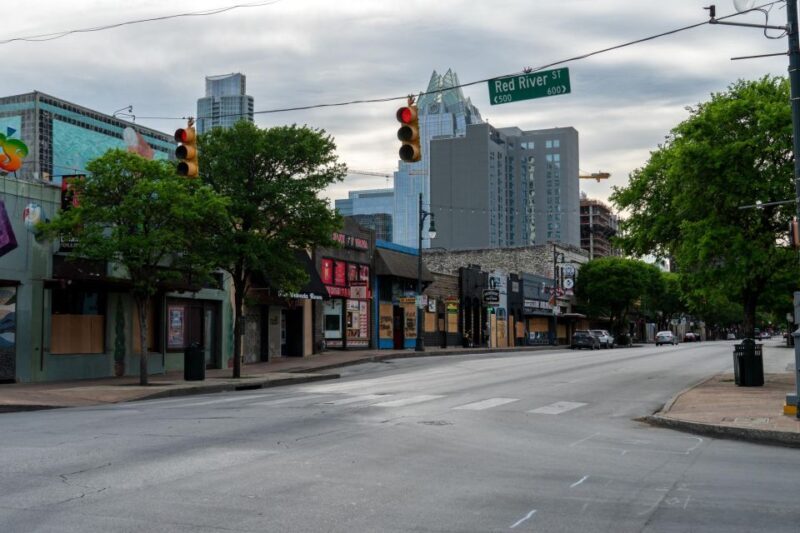 Heartbeats of Austin: Romantic Private Journey Through Time - Key Points