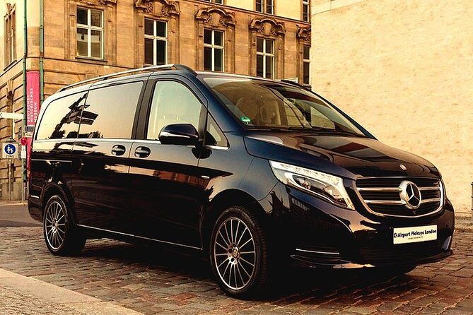 Heathrow Airport to Birmingham private taxi transfers - Navigating the Transfer Experience