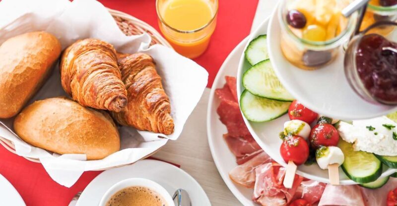 Heidelberg: Breakfast boat cruise - An In-Depth Look at the Heidelberg Breakfast Cruise Experience