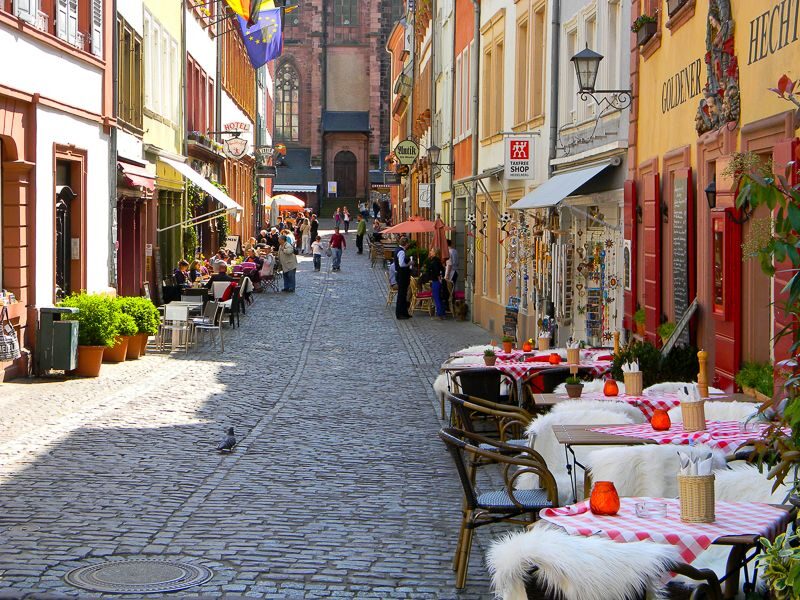 Heidelberg: City of Romance 2-Hour Walking Tour - Key Points