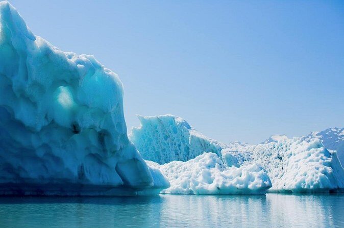 Heli Glacier Iceberg Raft Tour from Seward - FAQs