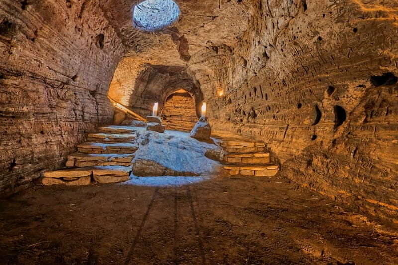 Hella: Guided Tour of Ancient Man-Made Caves - Key Points
