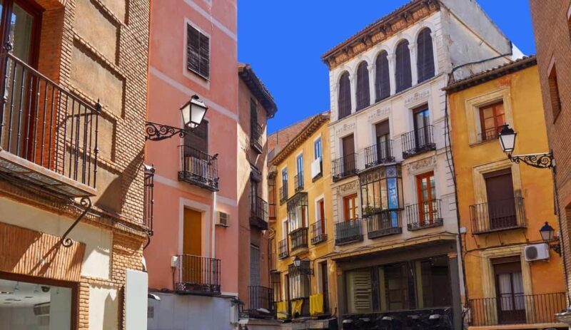 Hello Toledo: Private 2-Hour City Walk with Local Guide - The Itinerary in Detail: What Each Stop Offers