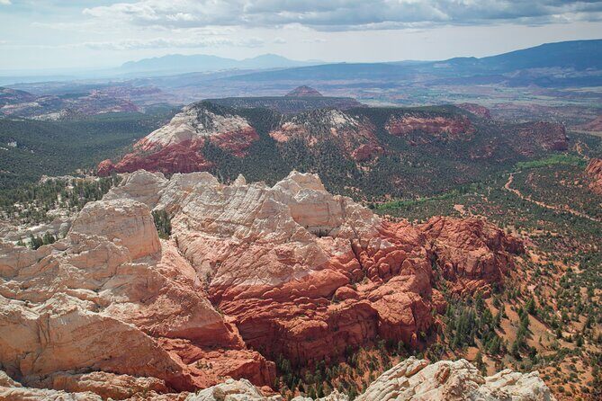 Hell's Hole Extreme UTV Red Rock Adventure - An Authentic Off-Road Experience in Utah’s Red Rock Country