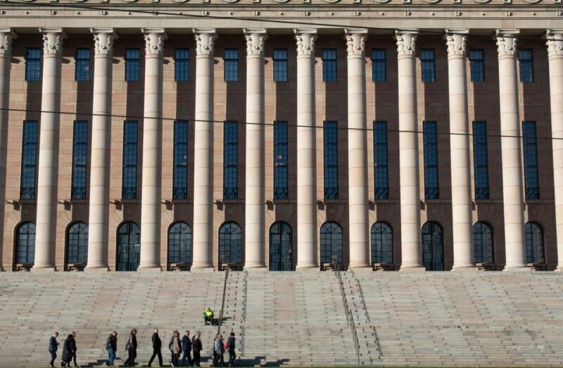 Helsinki: Architectural Highlights Guided Walking Tour - Practical Tips for Participants