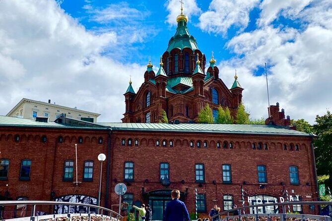 Helsinki Highlight: Visit The Most Popular Spots by Eco-Friendly Transportation - Who Should Take This Tour?