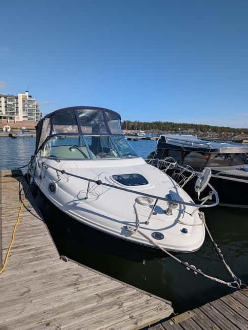 Helsinki: Private Boat Tour with Local Captain - Discovering Helsinki from the Water
