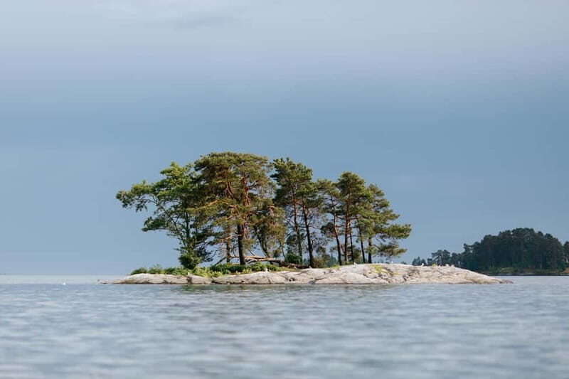 Helsinki: Private Kayak Tour in Eastern Helsinki Archipelago - Key Points