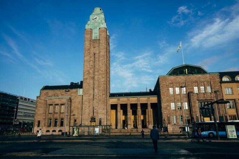 Helsinki Private Walking Tour with a Sociologist - Key Points