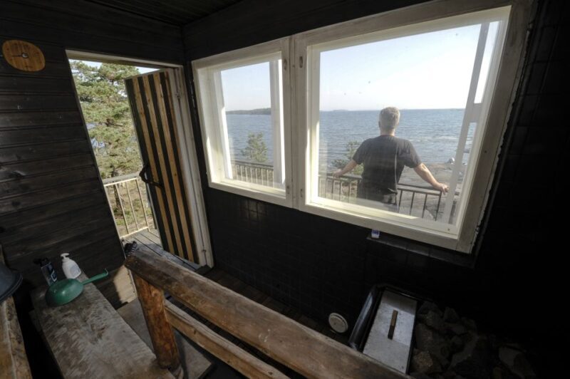 Helsinki: RIB Tour to Summer Cottage with BBQ and Sauna - An In-Depth Look at the Experience