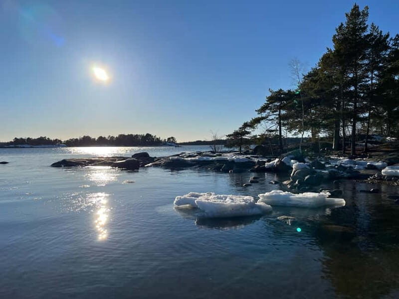 Helsinki: Uutela Guided Nature Hike with Snack - Key Points