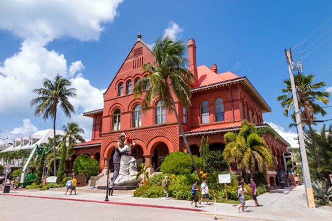 Hemingway's Key West Self Guided Walking Audio Tour - Key Points