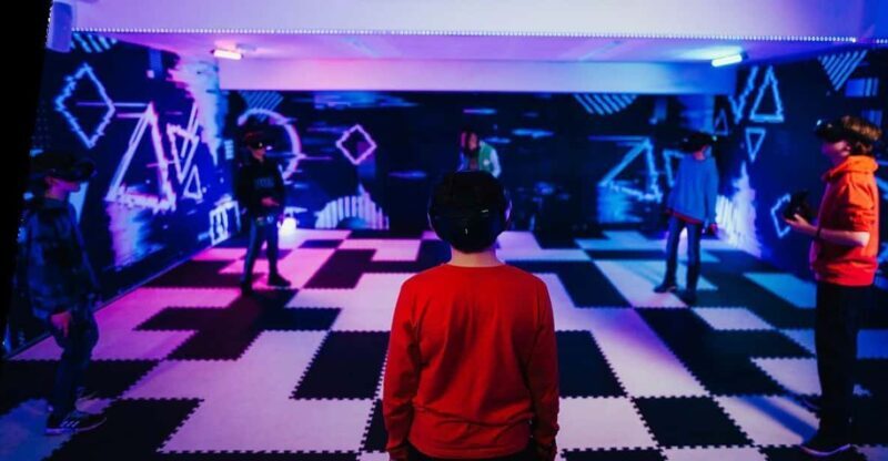 Henley: Virtual Reality Experience - Frequently Asked Questions