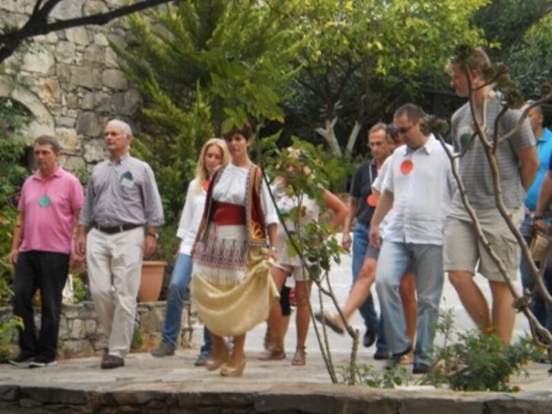 Heraklion Crete: Cretan and Greek Dance Lesson at Arolithos - A Closer Look at the Itinerary and Highlights