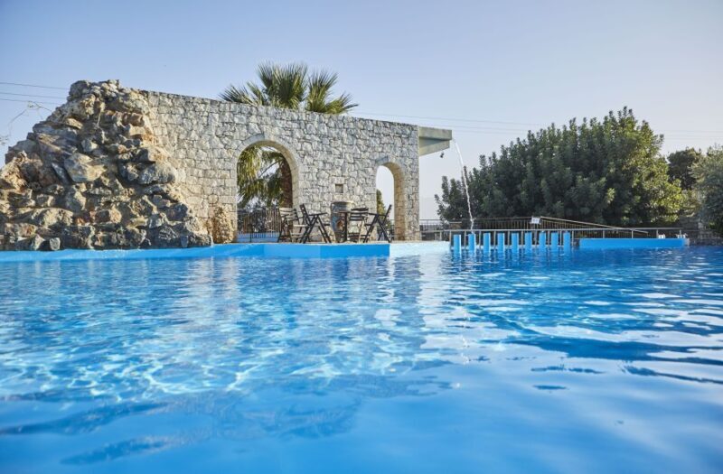 Heraklion Crete: Cretan and Greek Dance Lesson at Arolithos - FAQ