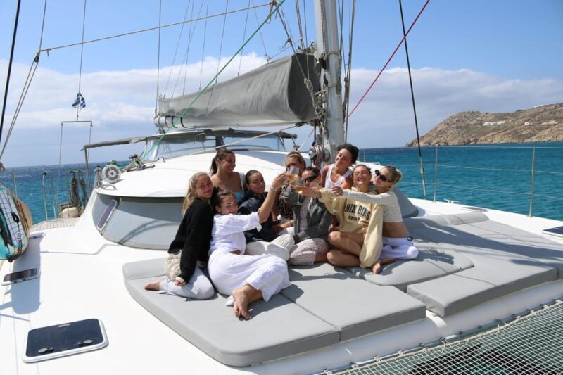 Heraklion: Dia Island Ultimate Catamaran Cruise with Meal - Key Points