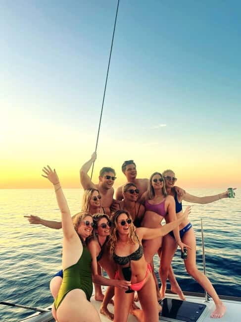 Heraklion: Dia Sunset Catamaran Cruise with Prosecco&Snacks - Final Thoughts: Who Will Love This Cruise?