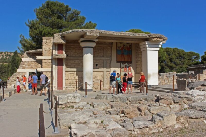 Heraklion, Knossos & Minoan Culture Show - Who Will Love This Tour?