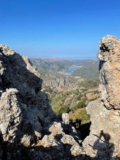 Heraklion: Knossos, Zeus, Villages & Olive Oil Factory Tour - Transportation and Group Size