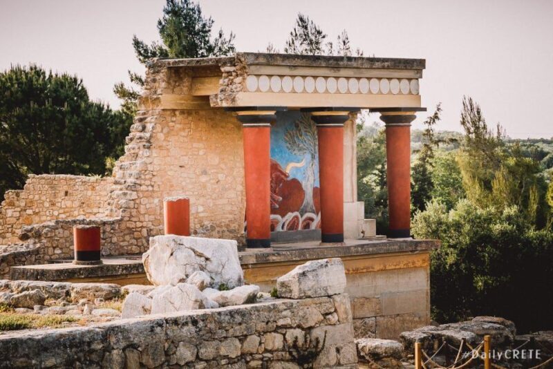 Heraklion: Private Zeus Cave, Winery, Lunch, Knossos Palace - Value and Who This Tour Suits Best