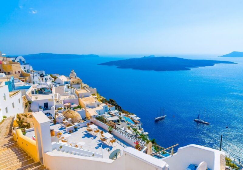 Heraklion: Santorini Day Trip with Boat Transfer & Oia Visit - Who Should Consider This Tour?