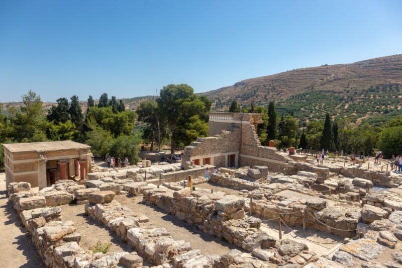 Heraklion: Tour to Cave of Zeus, Mochos Village, & Knossos - Who Will Benefit Most?