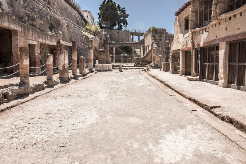 Herculaneum: Skip-the-Line Entry Ticket with Audio Guide - The Audio Guide: Bringing History to Life