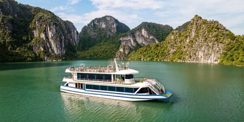 Hercules Luxury 5-star Day Cruise - Introduction: A Balance of Comfort, Authenticity, and Fun