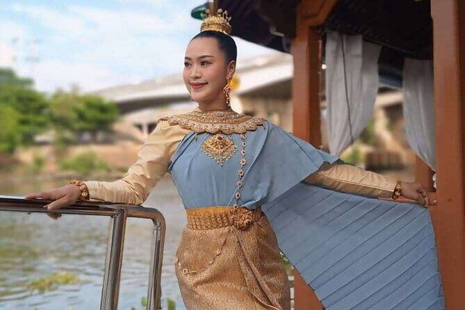 Heritage Cruise and Wat Arun Instagram Photo Experience - Practical Aspects and What to Expect