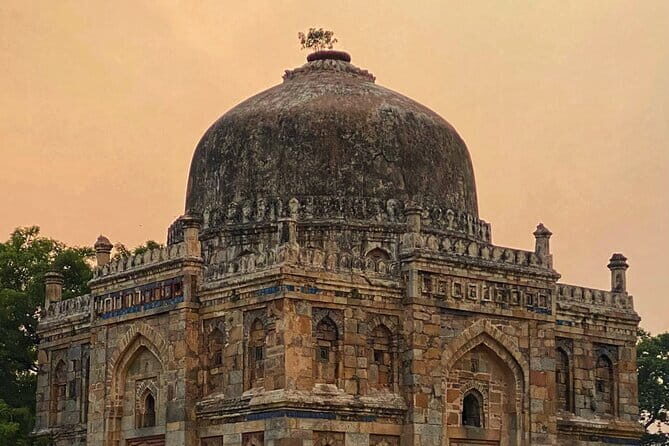 Heritage Delhi Private Walking & Shopping Tour - Safdarjung Tomb: Mughal Grandeur Meets Serenity