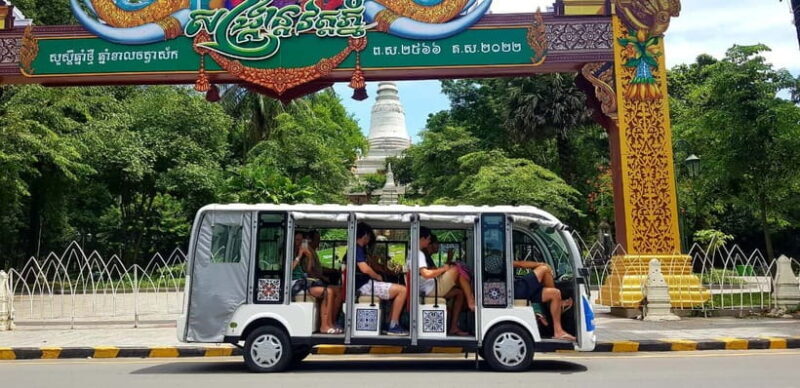 Heritage tour of Phnom Penh in electric bus - Key Points