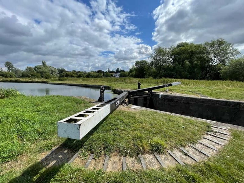 Hertfordshire: Canoe Hire - Why This Experience Is Worth Considering