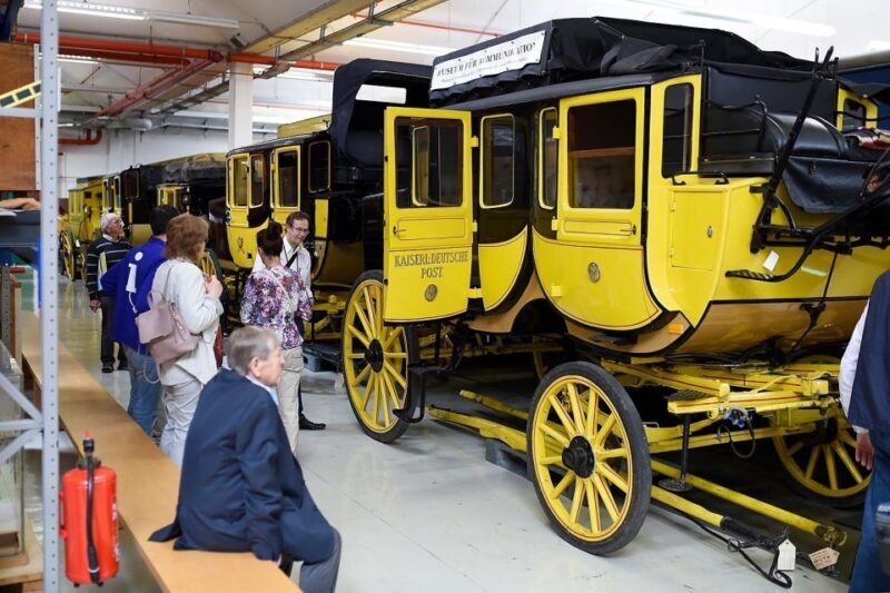 Heusenstamm:tour of the Depot of the museum of communication - Key Points