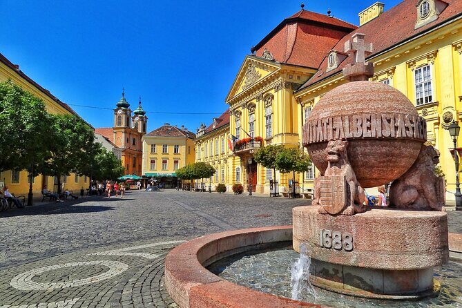 Heviz Thermal Lake, Keszthely town and castle private tour - An inviting introduction to the experience