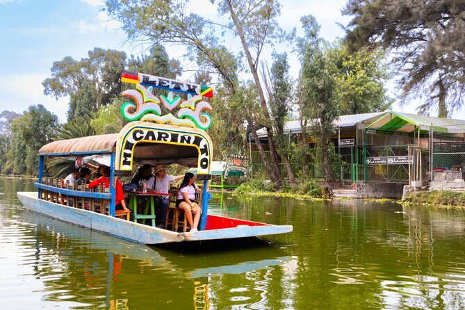 Hidden Canals of Tláhuac: A Peaceful Alternative to Xochimilco - An In-Depth Look at the Tour Experience