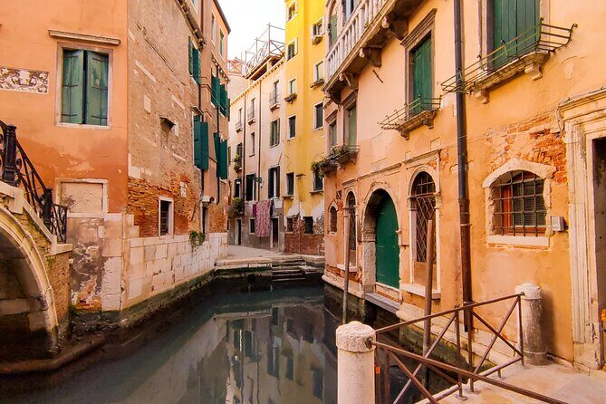 Hidden Corners: Rialto with all senses - A Closer Look at the Rialto with All Senses Tour