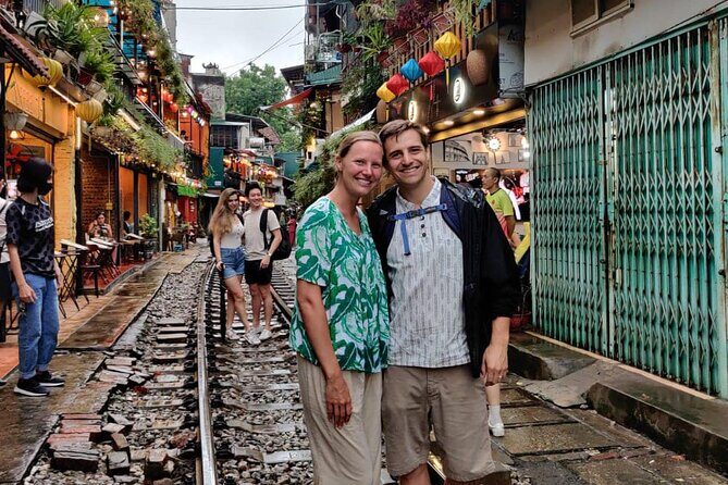 hidden gems cafe - learn making coconut and egg coffee - Key Points