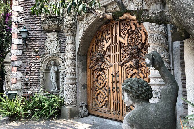 Hidden Gems of Mexico City: Exploration Game and Tour - A Balanced View: Considerations to Keep in Mind