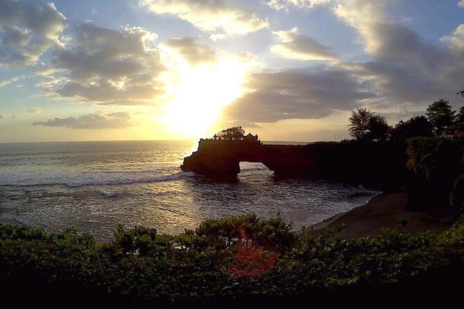 Hidden Nungnung Waterfall and Tanah Lot sunset Private Tour - FAQs