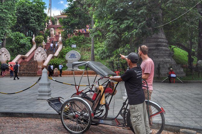Hidden Phnom Penh City Tour, Royal Palace, Wat Phnom - FAQ
