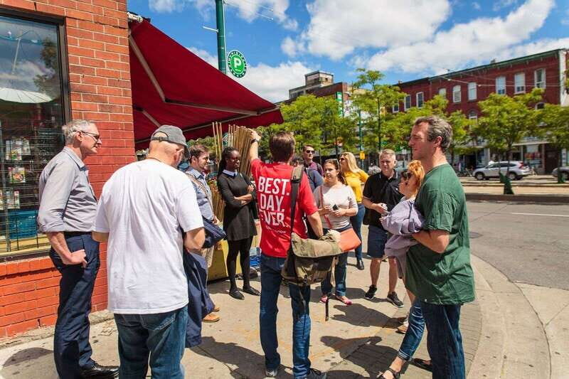 Hidden Toronto: Kensington Market & Chinatown Walk - Accessibility and Eco-Friendliness