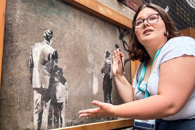 Hidden Toronto Walking Tour and Discover the City Quirky Secrets - Deep Dive into Each Stop