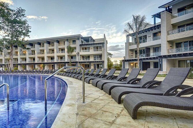 Hideaway at Royalton Private Airport Transfer - What You Can Expect from the Royalton Private Airport Transfer