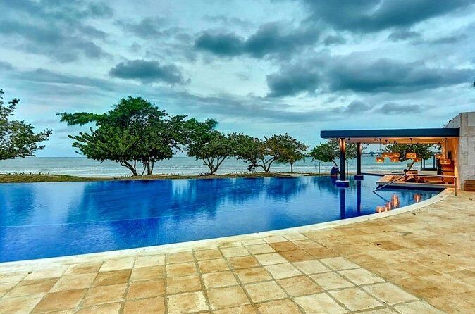 Hideaway at Royalton Private Airport Transfer - The Sum Up