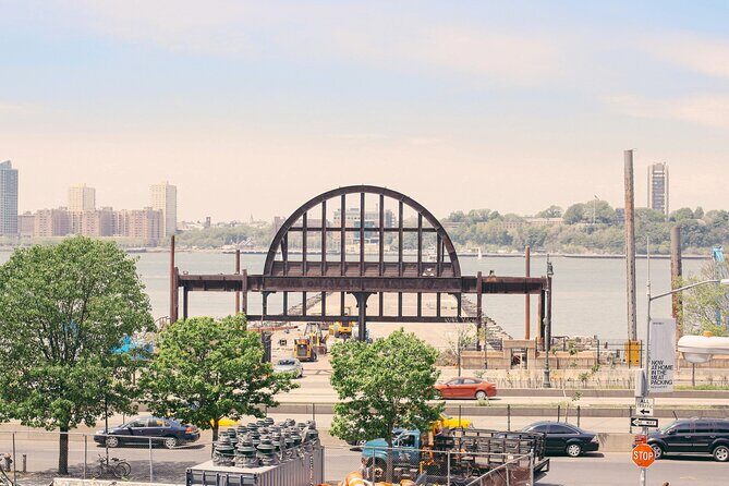 High Line Self Guided Tour Explore NYC's Elevated Park - A Detailed Look at the High Line Self-Guided Tour